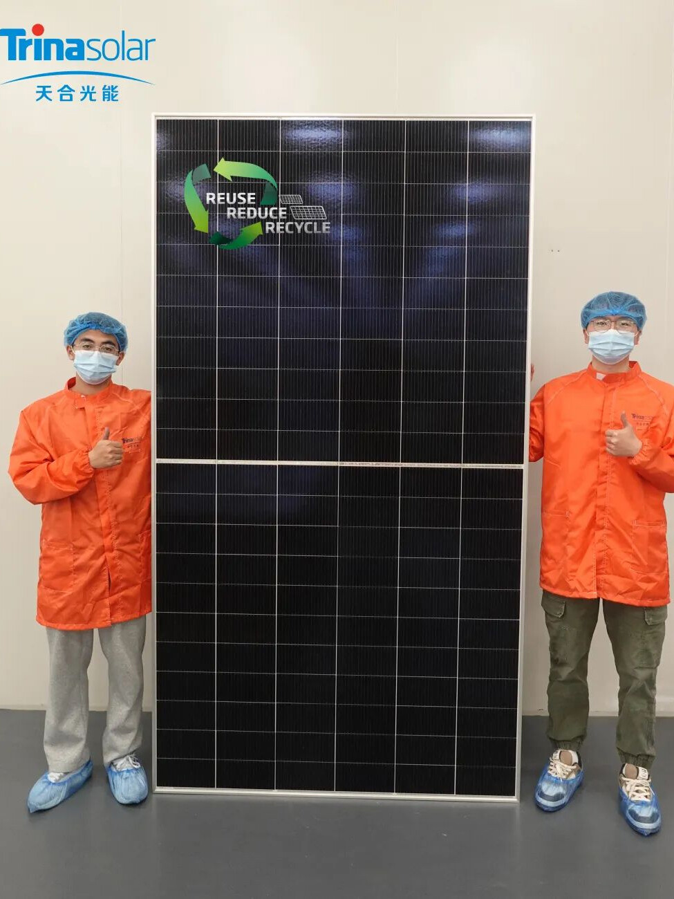 RESOLAR|Recycled Materials Photovoltaic Group with Deep Decarbonization